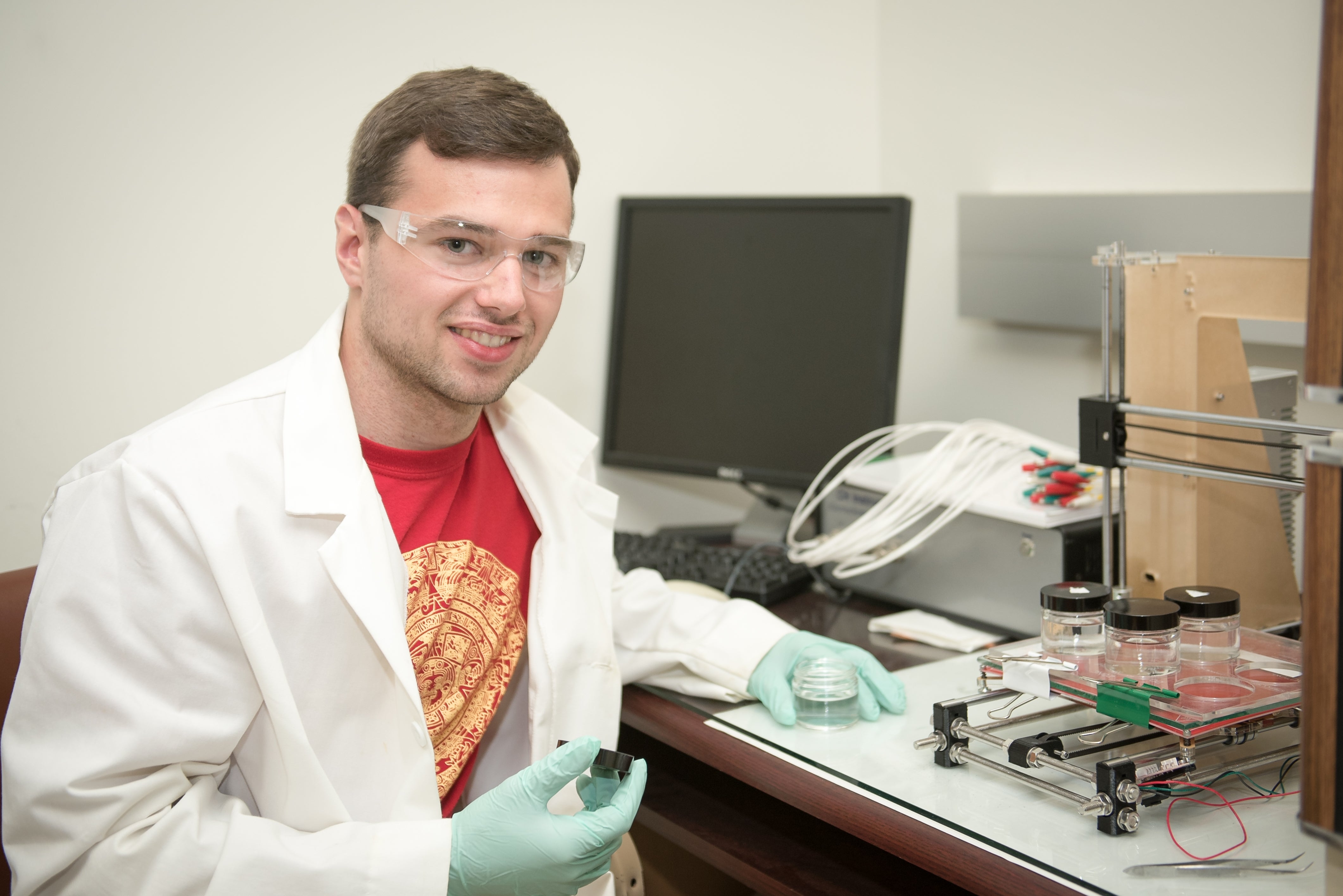 UA Program Brings Undergrad Chemistry Researchers to Campus ...