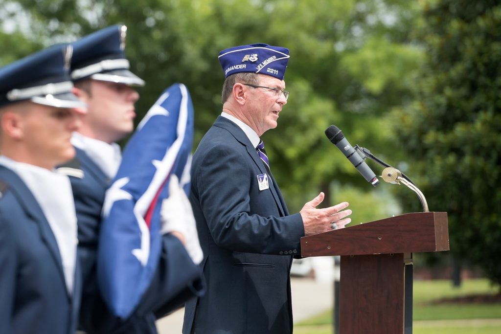 Capstone Village Marks Flag Day with Ceremony - University of Alabama News