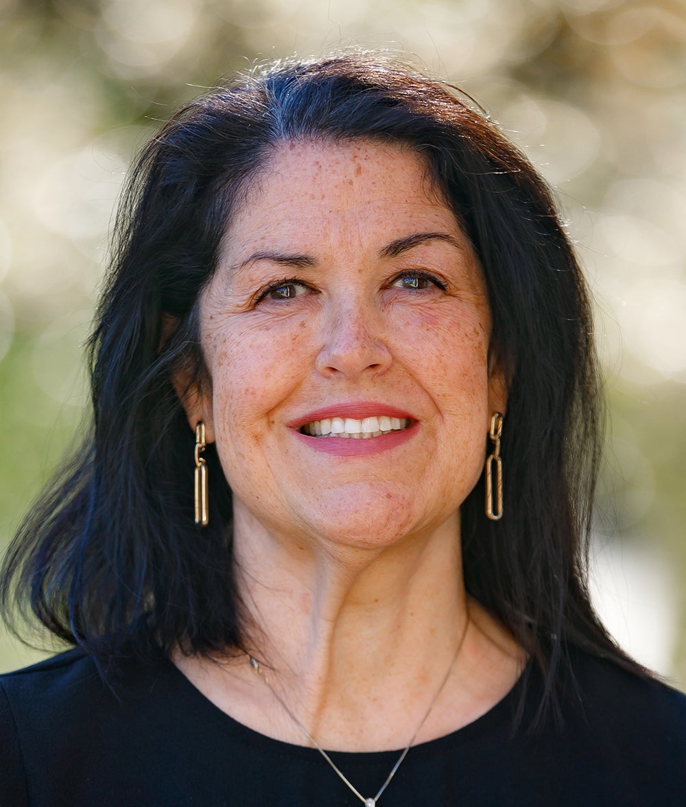 Leadership U Class of 2022-2023 Begins Training - University of Alabama ...