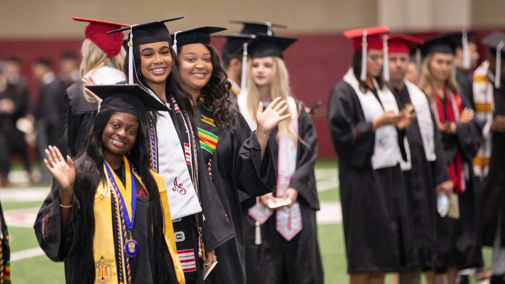 Memorable Moments from Summer 2023 Commencement - University of Alabama News